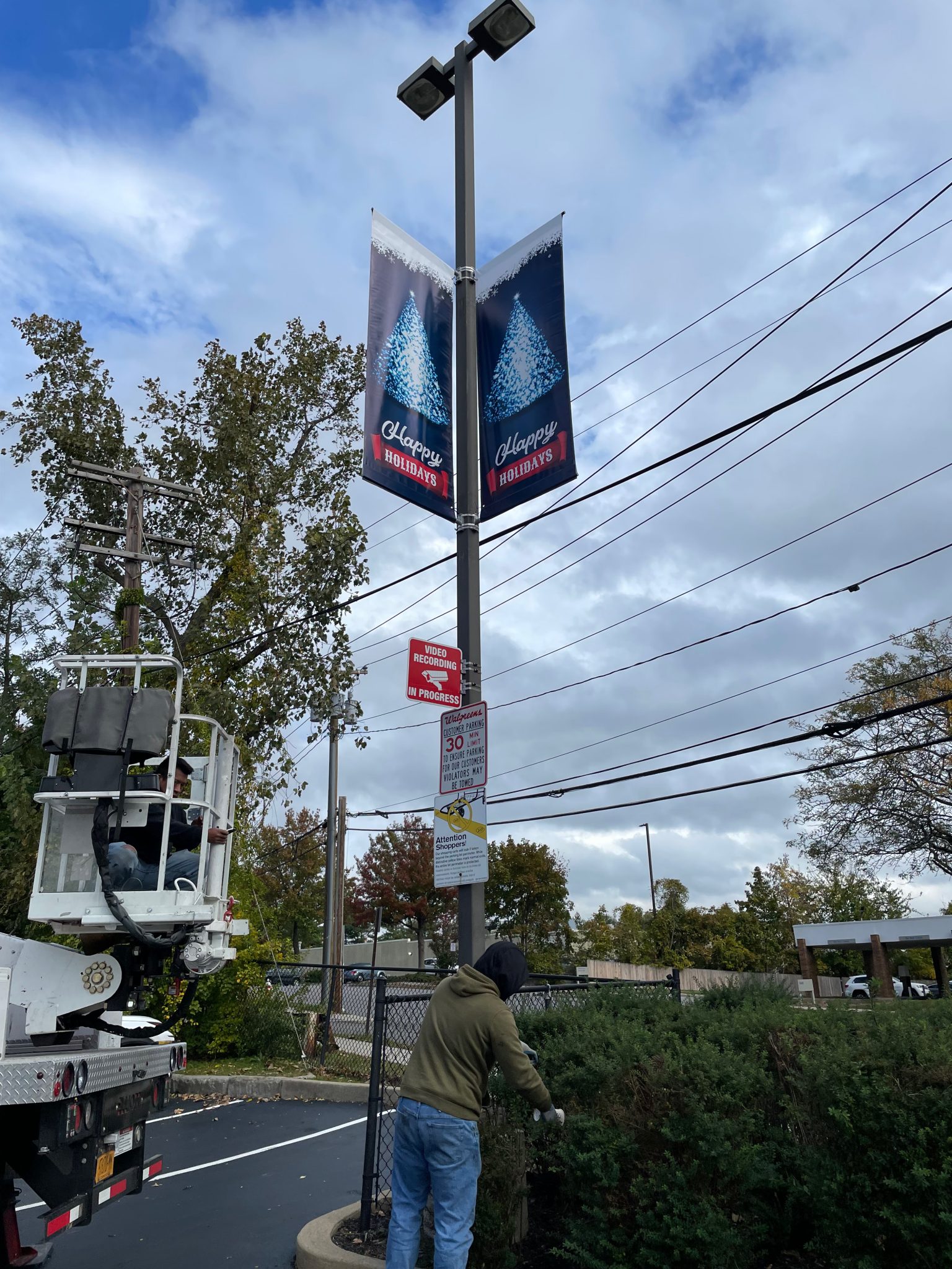 NYC Lamp post / Street / Avenue / Light Pole Banner Printing - NYC Flag ...